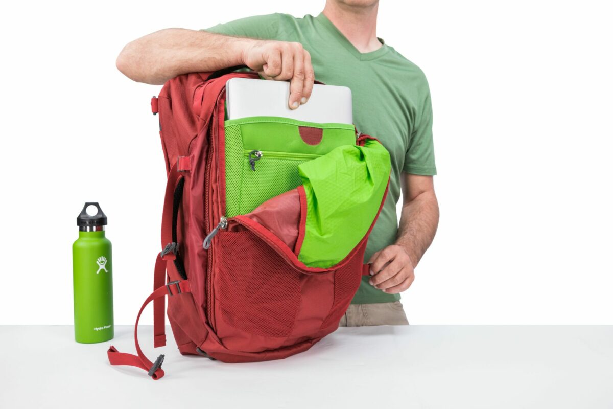 Osprey Farpoint 40 Review: The Best 40 Litre Backpack?