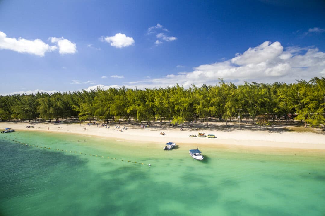 Where to Find the Best Beaches in Mauritius — The Discoveries Of