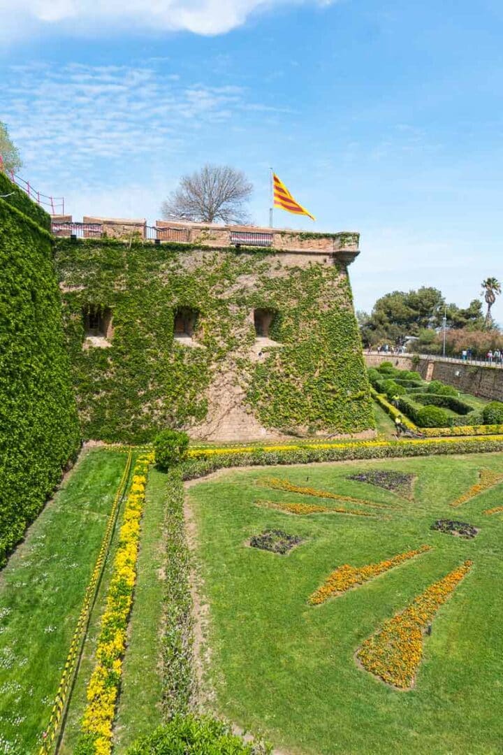 Barcelona Sightseeing Guide: Top Attractions and Tips — The Discoveries Of